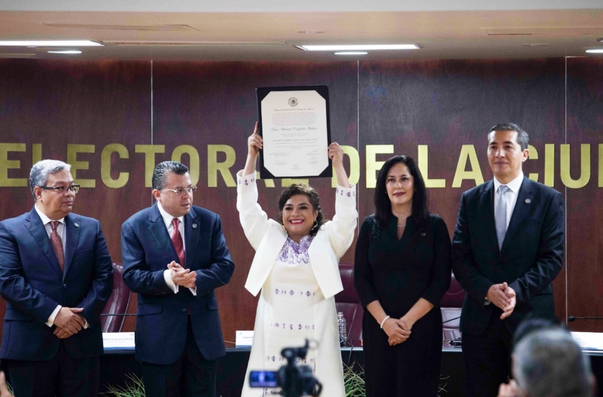 Recibe Clara Brugada su constancia de validez como Jefa de Gob...